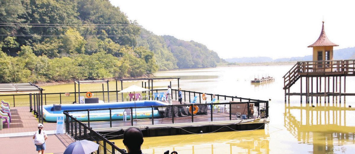 6年越しで実現！ ムーミンバレーパークの浮島テラスに「じゃぶじゃぶプール」 「ニョロニョロ」プレゼントも：東京新聞デジタル