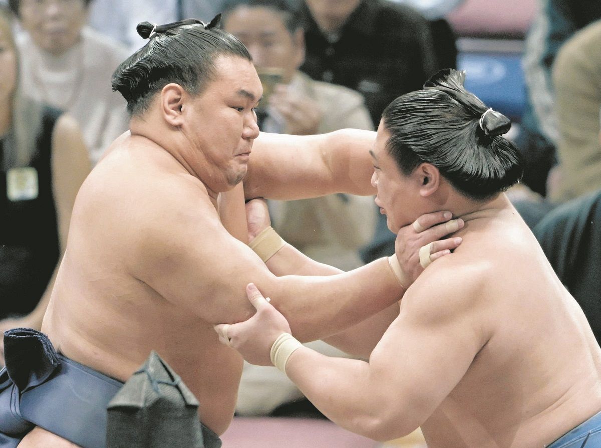 Kyushu 2024 day 5 pics overview - Honbasho Talk - Sumo Forum