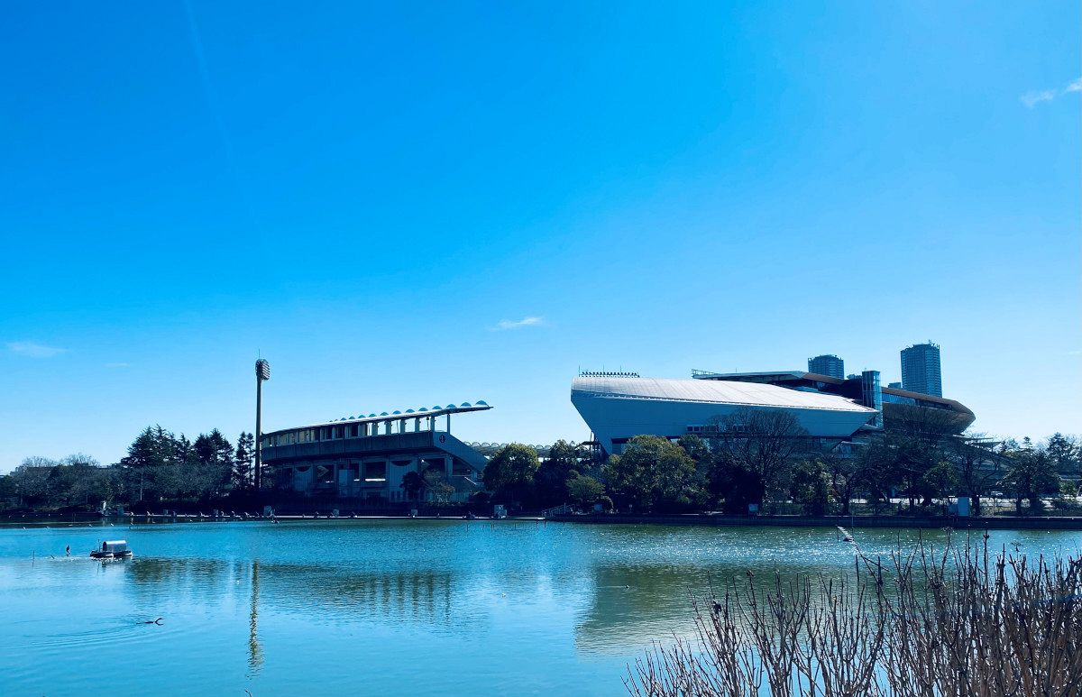 川崎フロンターレ本拠地・等々力陸上競技場の愛称「Uvance とどろきスタジアム by Fujitsu」に：東京新聞デジタル